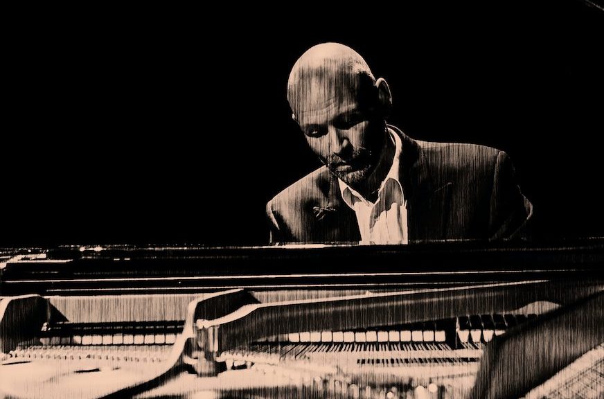 Tim Lea Young vous fait découvrir son nouveau single intitulé « Deva ...